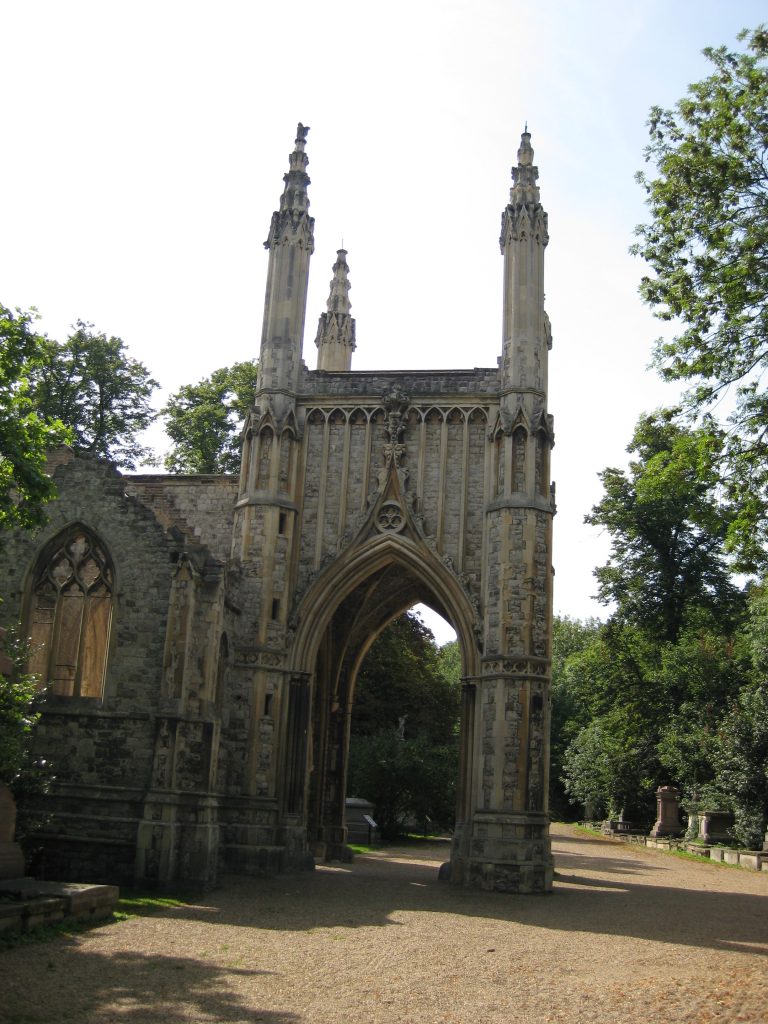 Nunhead Cemetery | A Visitors' Guide by Tom Fogarty